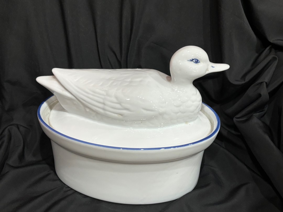 Vintage ceramic white duck container, Furniture & Home Living ...