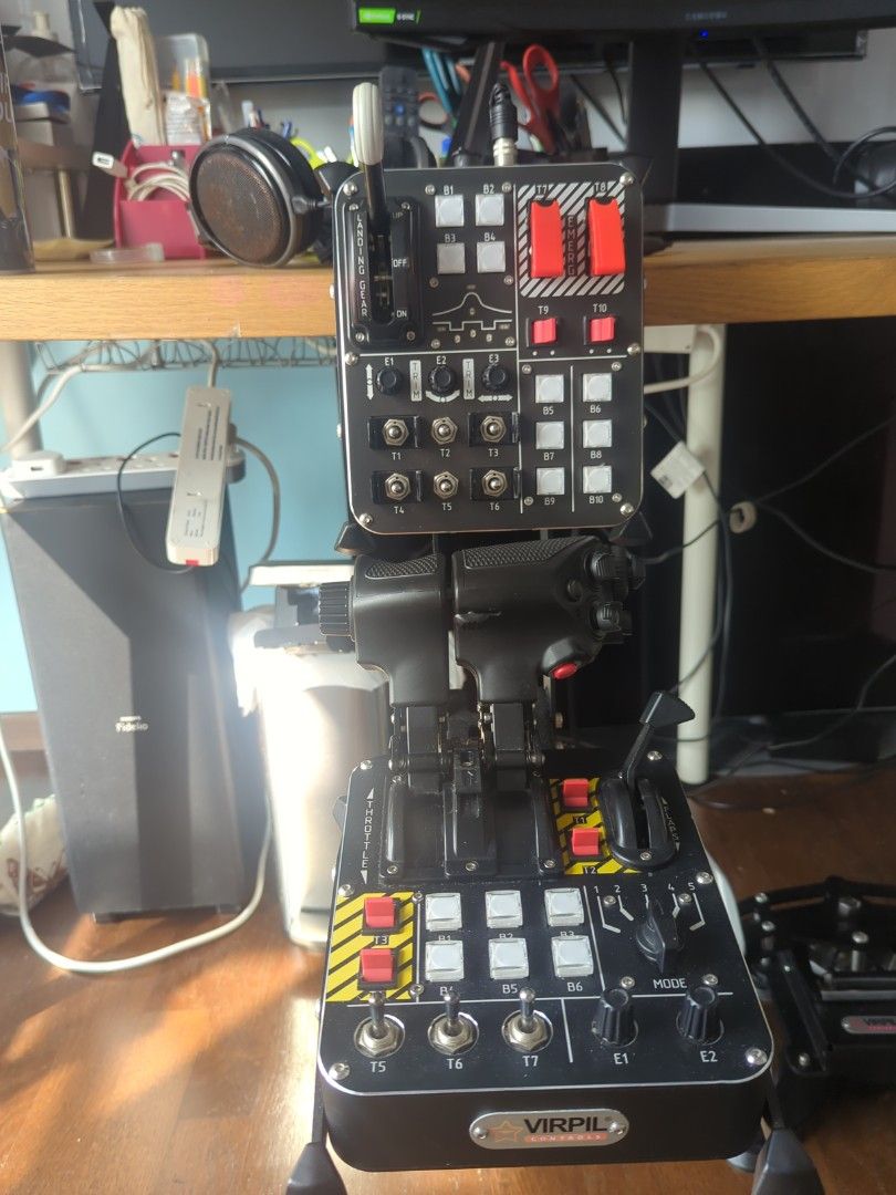 Virpil Flight Simulator setup (Joystick, Throttle, Rudder, Control ...