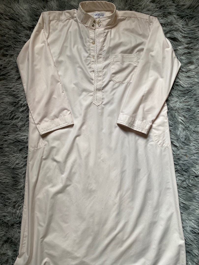 White boys jubah, Men's Fashion, Muslim Wear, Jubahs on Carousell