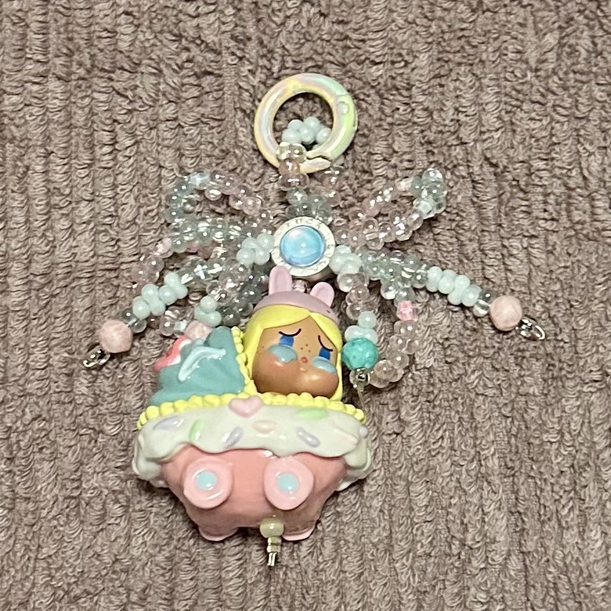 ☁️ popmart x pop bean crybaby handmade stroller keychain ☁️, Hobbies ...