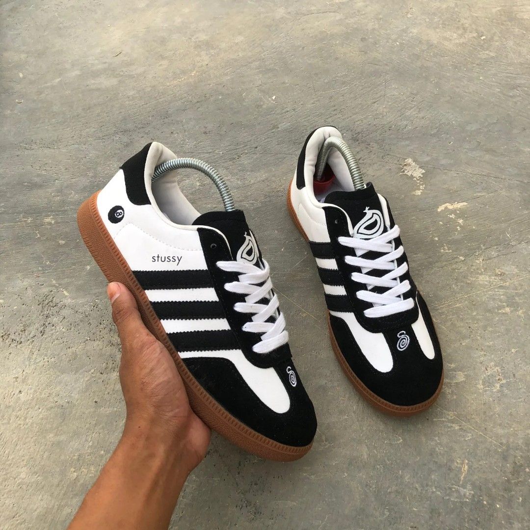ADIDAS SAMBA OG X STUSSY, Fesyen Pria, Sepatu , Sneakers di Carousell