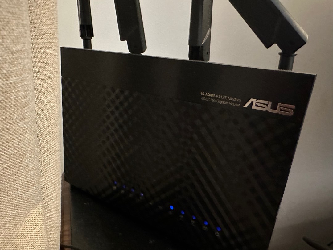 ASUS 4G ac68u router , also CSL 4.5g unlimited plan till Feb 2025, 電腦 ...