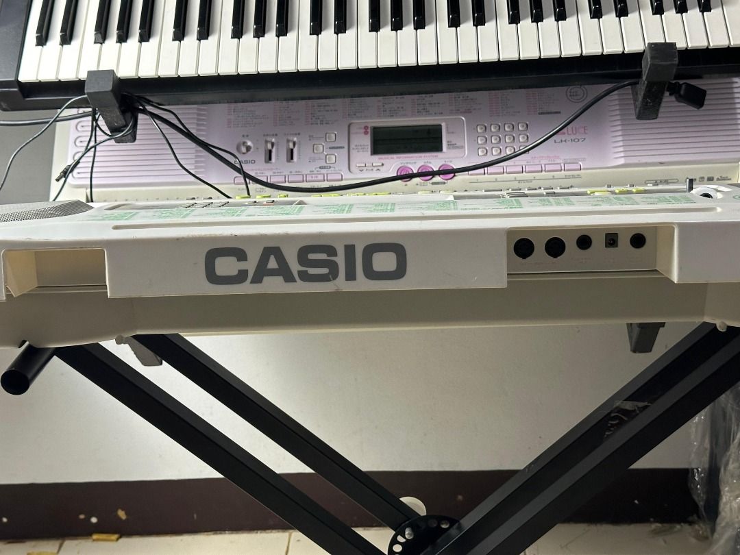 Casio LK-58 Keyboard Piano Organ 61 Keys Touch Response with Split and Layer Function, Hobbies ...