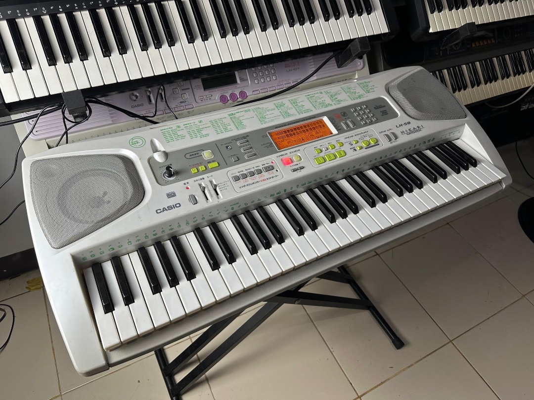 Casio LK-58 Keyboard Piano Organ 61 Keys Touch Response with Split and Layer Function, Hobbies ...