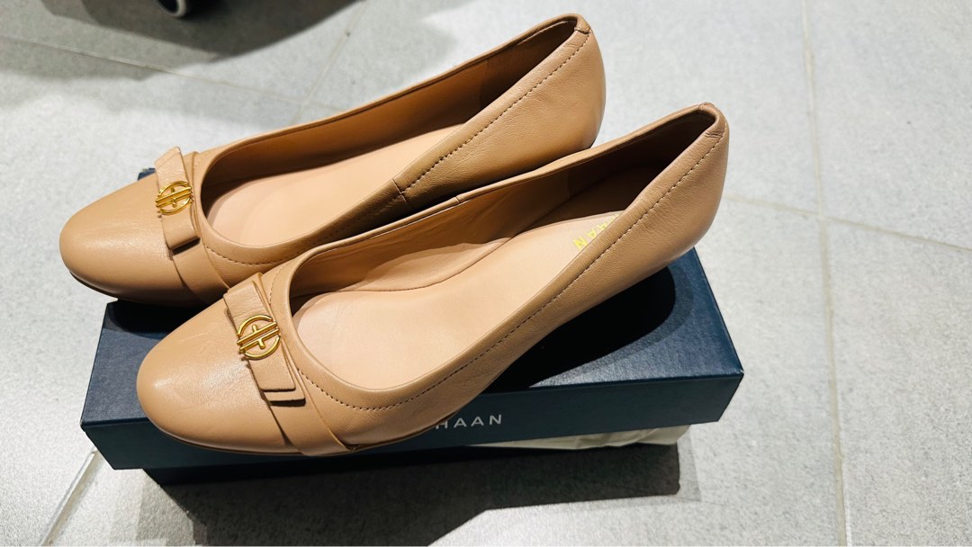 Cole Haan Malta Wedge Brush LTR, Women's Fashion, Footwear, Wedges on ...