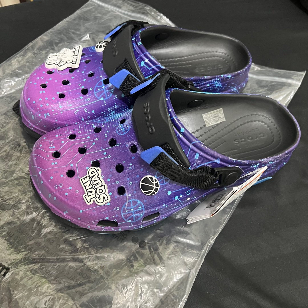 Crocs x Space Jam Tune Squad, Men's Fashion, Footwear, Slippers ...