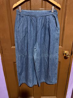 Denim squarepants, Women's Fashion, Bottoms, Jeans on Carousell