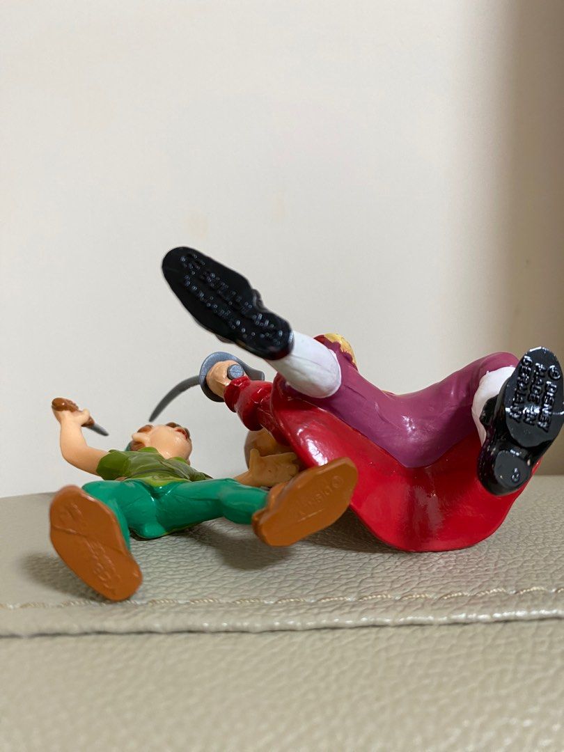 Disney Bullyland Peter Pan 小飛俠 虎克船長Captain Hook公仔Figure, 興趣及遊戲, 玩具 & 遊戲 ...