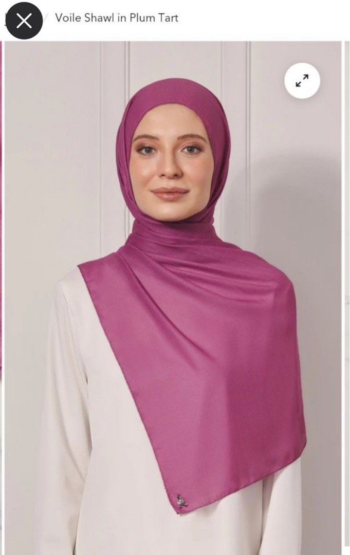 Duck voile shawl in plum tart, Women's Fashion, Muslimah Fashion ...