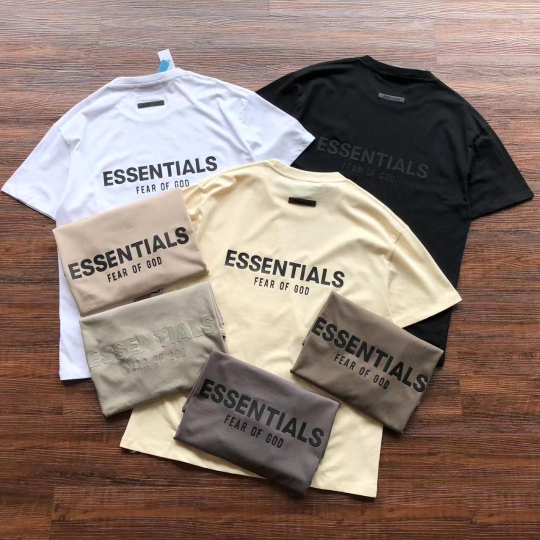 Essentials Fear Of God FOG Tee T恤 (7 colours), 名牌, 服裝 - Carousell