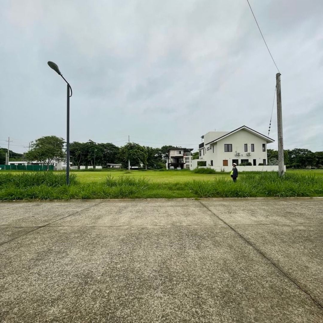 For Sale! Vacant Residential lot Facing South East at NUVALI TREVEIA ...