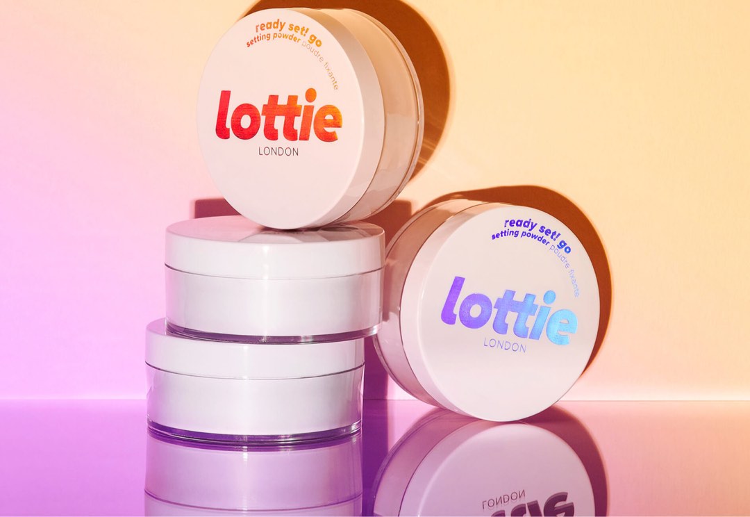 英國品牌Lottie London 定妝粉蜜粉散粉旅行裝ready set! go setting powder, 香水、美妝、保養, 臉部彩 ...
