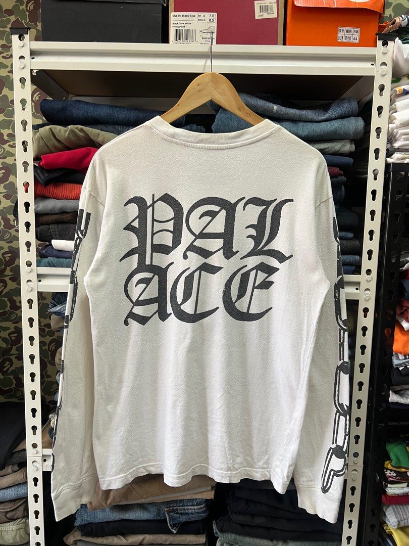 (M) Palace Skateboard P' Chain Dog, Men's Fashion, Tops & Sets, Tshirts ...
