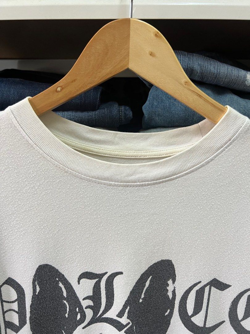 (M) Palace Skateboard P' Chain Dog, Men's Fashion, Tops & Sets, Tshirts ...