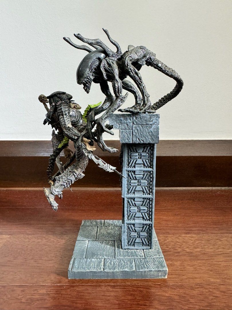 VINTAGE COLLECTIBLE McFarlane Toys Alien vs. Predator Movie Playsets ...