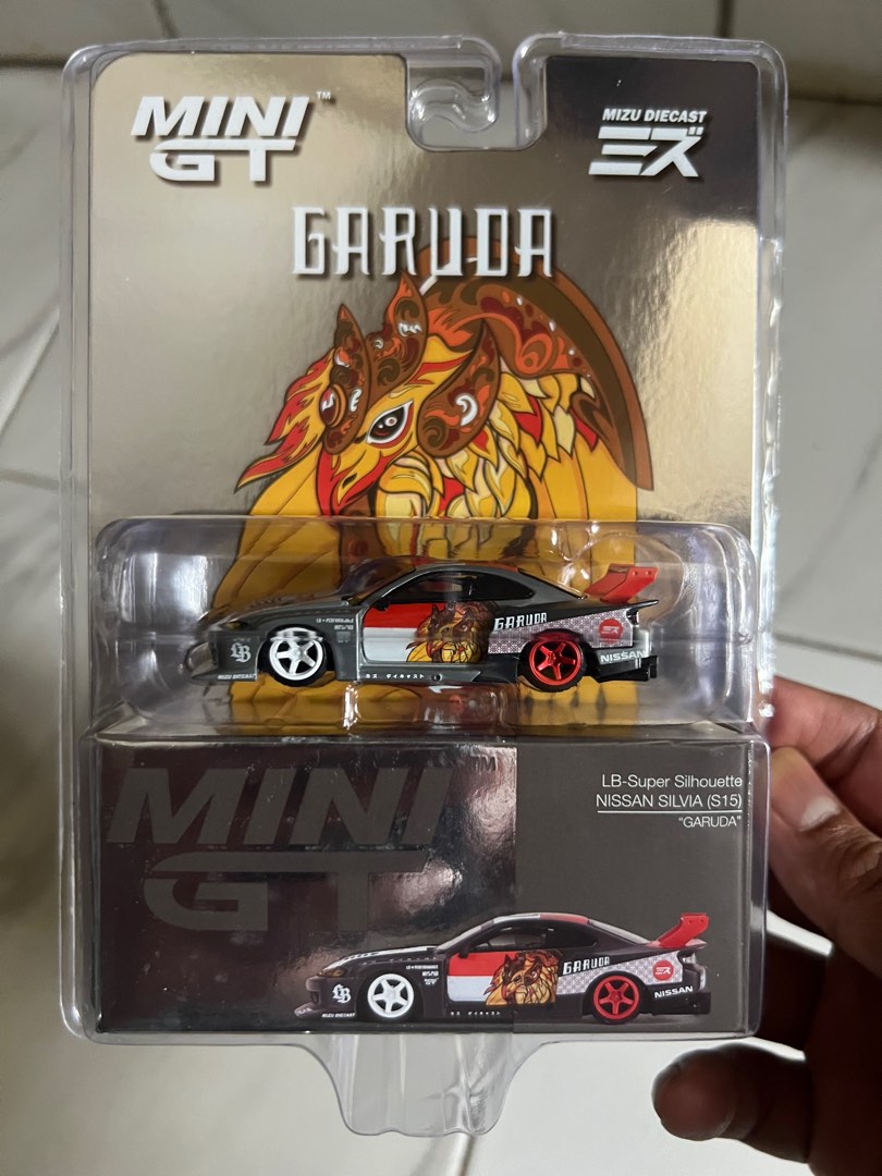MINI GT MIZU DIECAST GARUDA NISSAN SILVIA(S15) chase, Hobbies & Toys ...