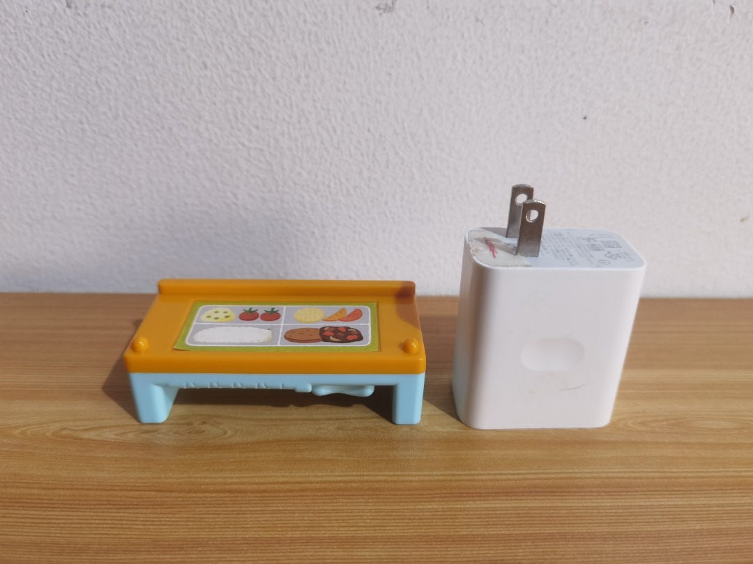 Mini Reversible Table/Bed, Hobbies & Toys, Toys & Games on Carousell