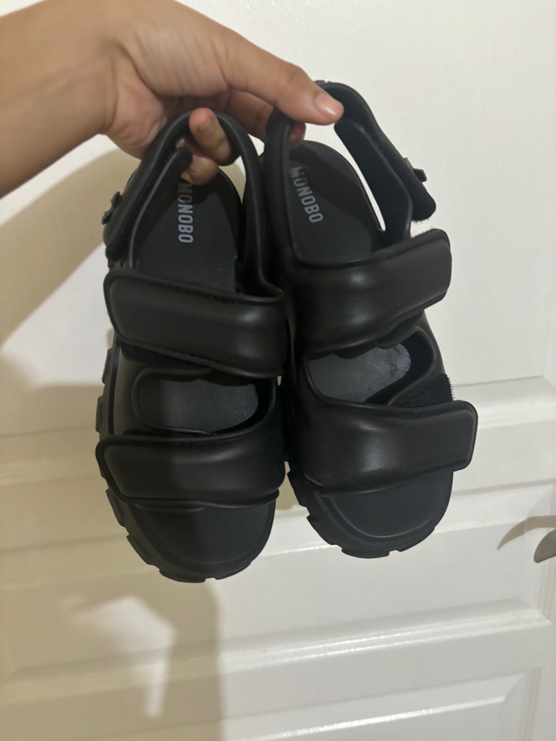 Monobo Sandals, Women's Fashion, Footwear, Flats & Sandals on Carousell