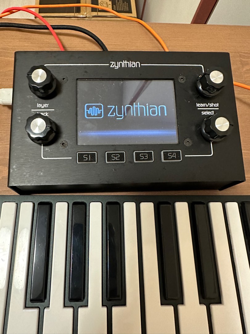 READY sales TO PLAY Zynthian V4