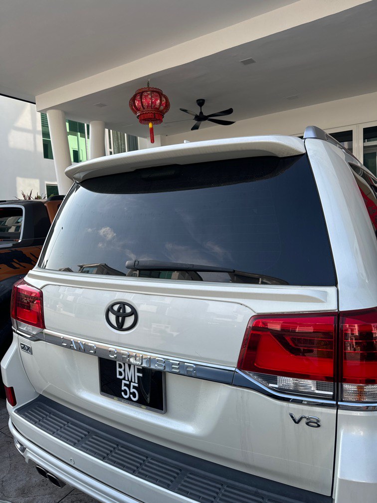 Toyota Land Cruiser lc200 rear spoiler new colour pearl white, Auto ...