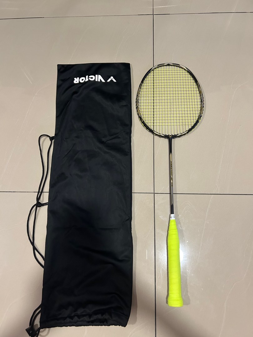Victor jetspeed s10 gold, Sports Equipment, Other Sports Equipment and ...