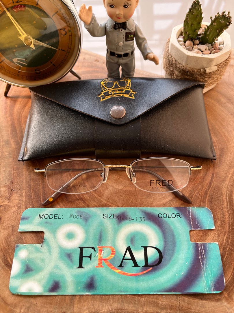 Vintage sunglasses 80s Brand: FRED Made in china design Italy Lensa ...