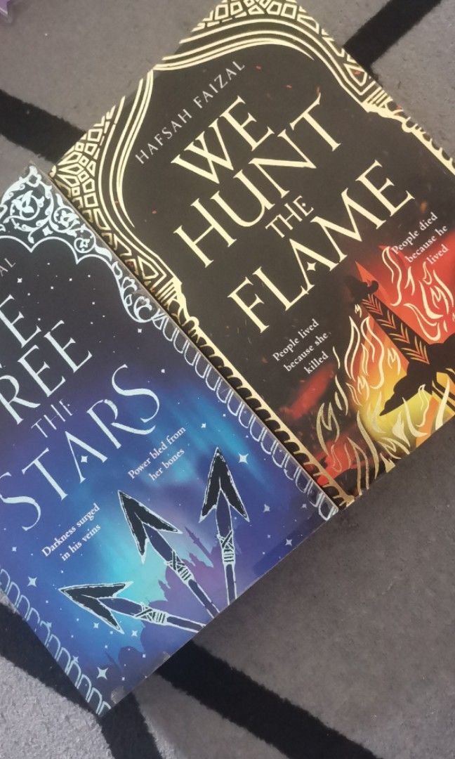 We hunt the flame we free the stars SET, Hobbies & Toys, Books ...