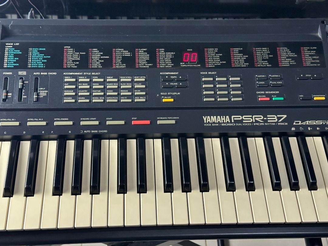 Yamaha PSR-37 Keyboard Piano Organ 61 Keys with Built in Sustain ...