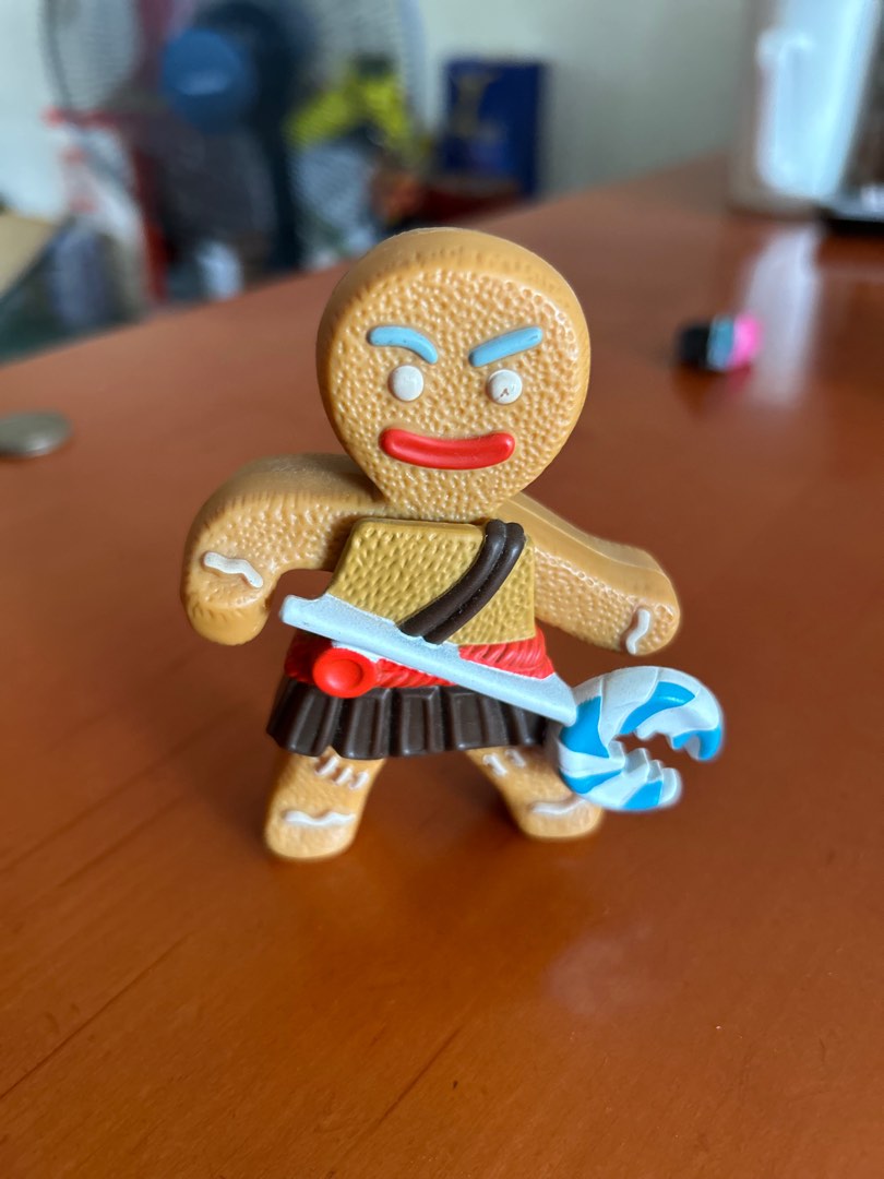 史力加薑餅人麥當勞公仔 shrek ginger breadman Mcdonalds toy collectible, 興趣及遊戲, 玩具 ...