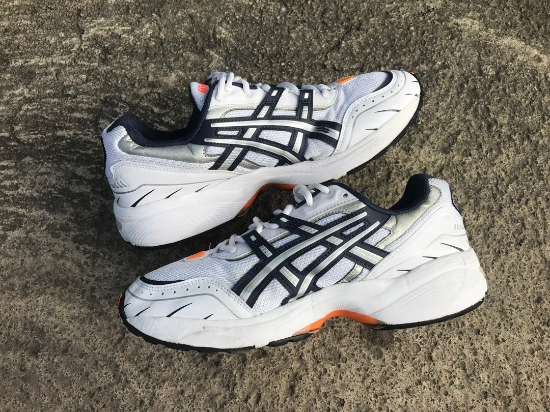 ASICS GEL 1090, Men's Fashion, Footwear, Sneakers on Carousell