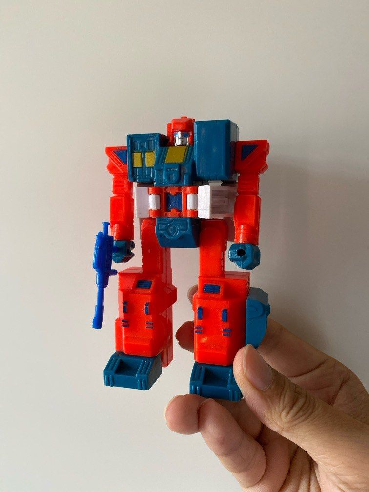 Bootleg transformers robot set, Hobbies & Toys, Toys & Games on Carousell