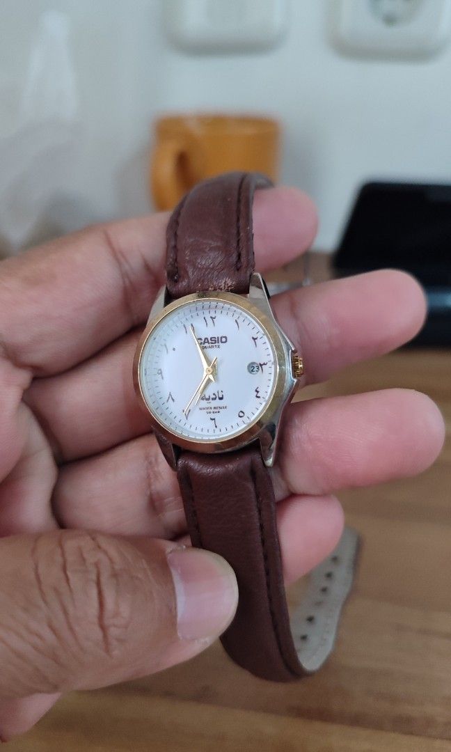 Casio dial arabic, Fesyen Wanita, Jam Tangan di Carousell