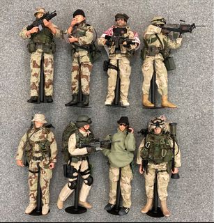 Dragon Models 1/6 Scale Action Figures: Hong Kong Police Officers ...
