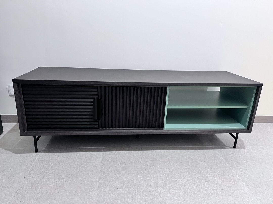 【Brand New】 Indigo TV Unit 電視櫃, 家庭電器, 電視 & 其他娛樂, 電視組件及配件 - Carousell