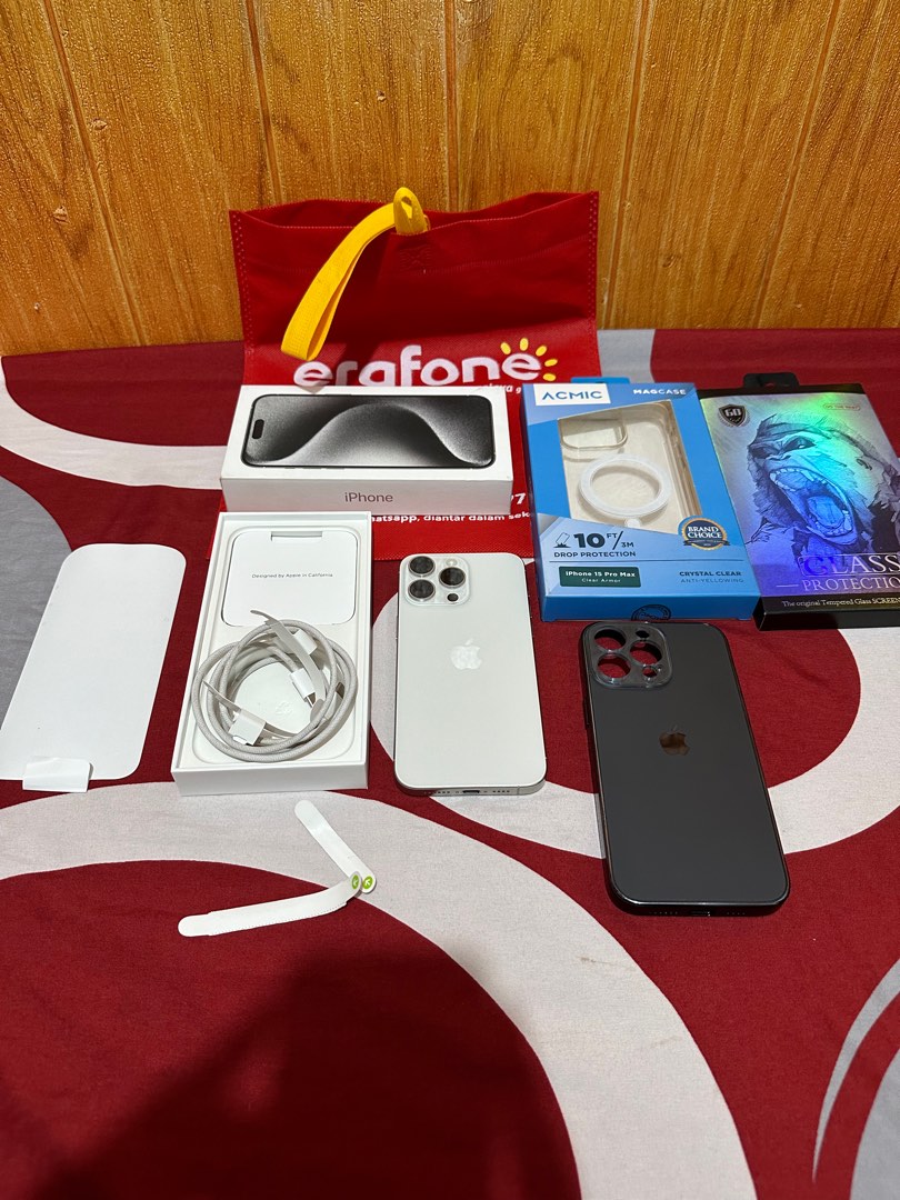 Iphone 15 pro max 256gb white titanium iBox 1 bulan pakai lengkap ke ...