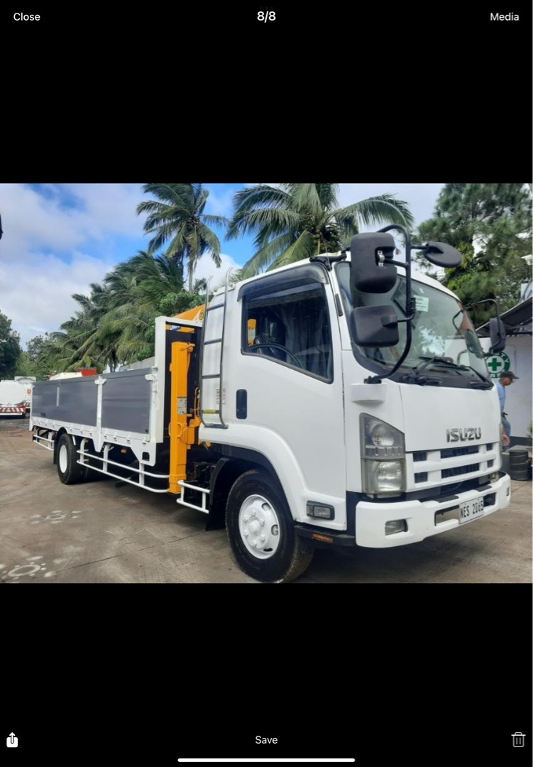 Isuzu forward self loading with 3.7 ton crane, Special Vehicles, Heavy ...