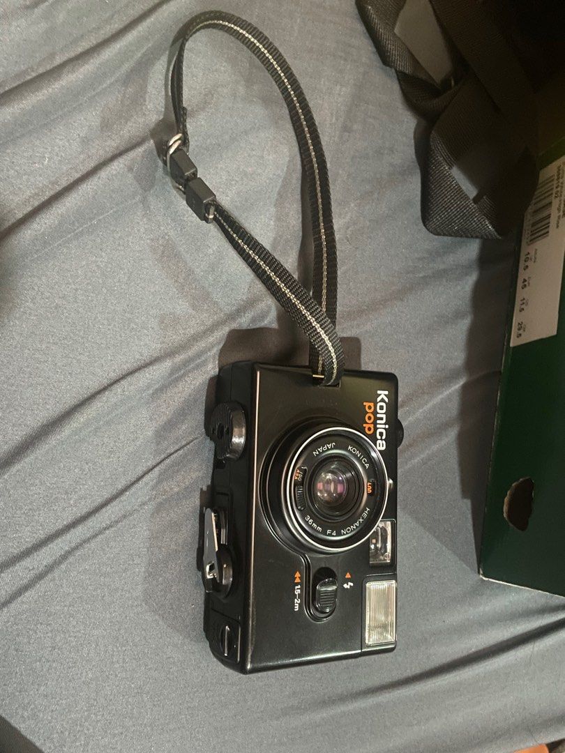 Konica pop vintage film camera 35mm , Photography, Cameras on Carousell