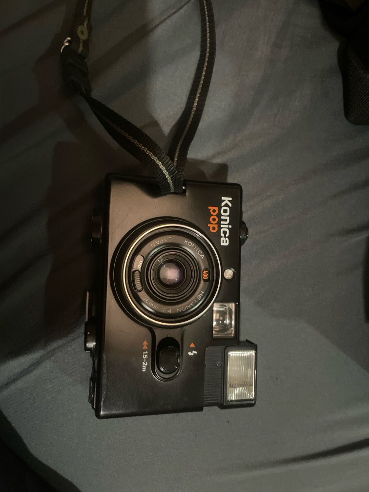 Konica pop vintage film camera 35mm , Photography, Cameras on Carousell