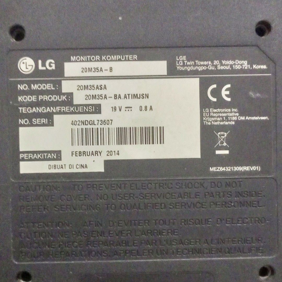 LED 20 INCHI LG 20M35. Mulus normal aman. Komplit kabel VGA & Adaptor ...