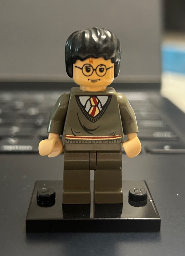 Lego人仔_ HP056: Harry Potter - Gryffindor Stripe Torso, Dark Bluish Gray ...