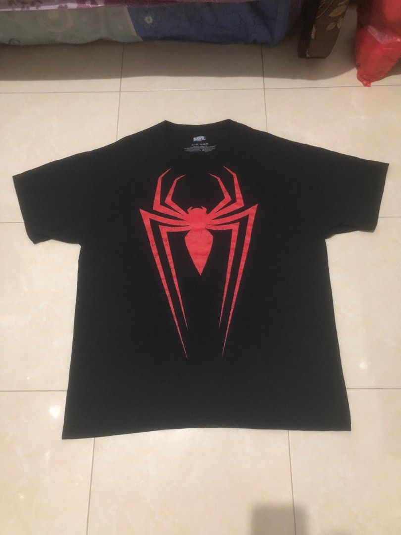 Mad Engine x Marvel Kaos hitam Marvel bergambar big logo Spider-Man ... Mad Engine x Marvel Kaos hitam Marvel bergambar big logo Spider-Man ...