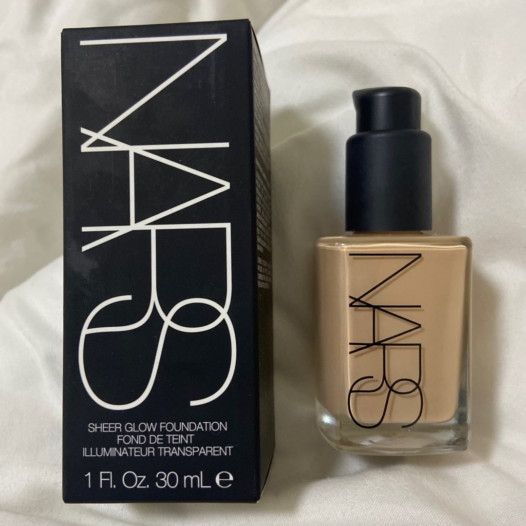 Nars Sheer Glow Foundation in Sante Fe (With Pump), Beauty & Personal ...