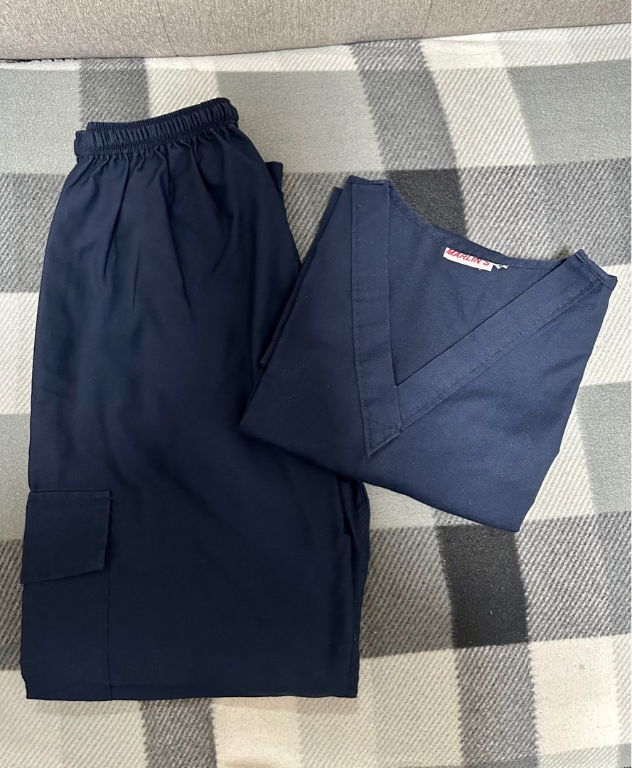 Navy Blue Scrubs Set (Small), Women's Fashion, Dresses & Sets, Sets or ...