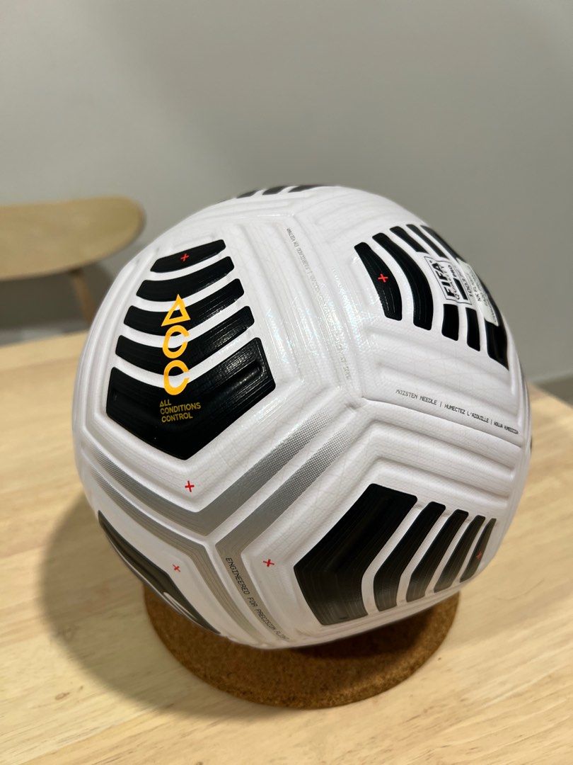 OFFICIAL MATCH BALL FOR SALE, Sports Equipment, Sports & Games, Racket ...