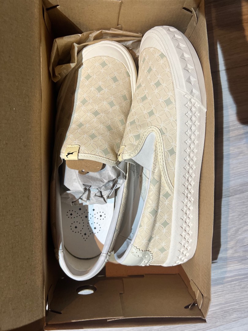 SEPATU COMPASS (indonesia brand), Men's Fashion, Footwear, Casual shoes ...