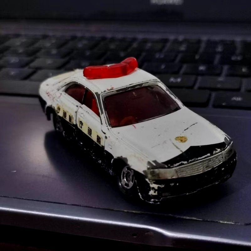 Tomica Toyota crown police car, Hobbies & Toys, Toys & Games on Carousell