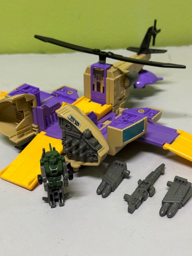 Vintage 1980s G1 Skyhopper Micromaster Transformers, Hobbies & Toys ...