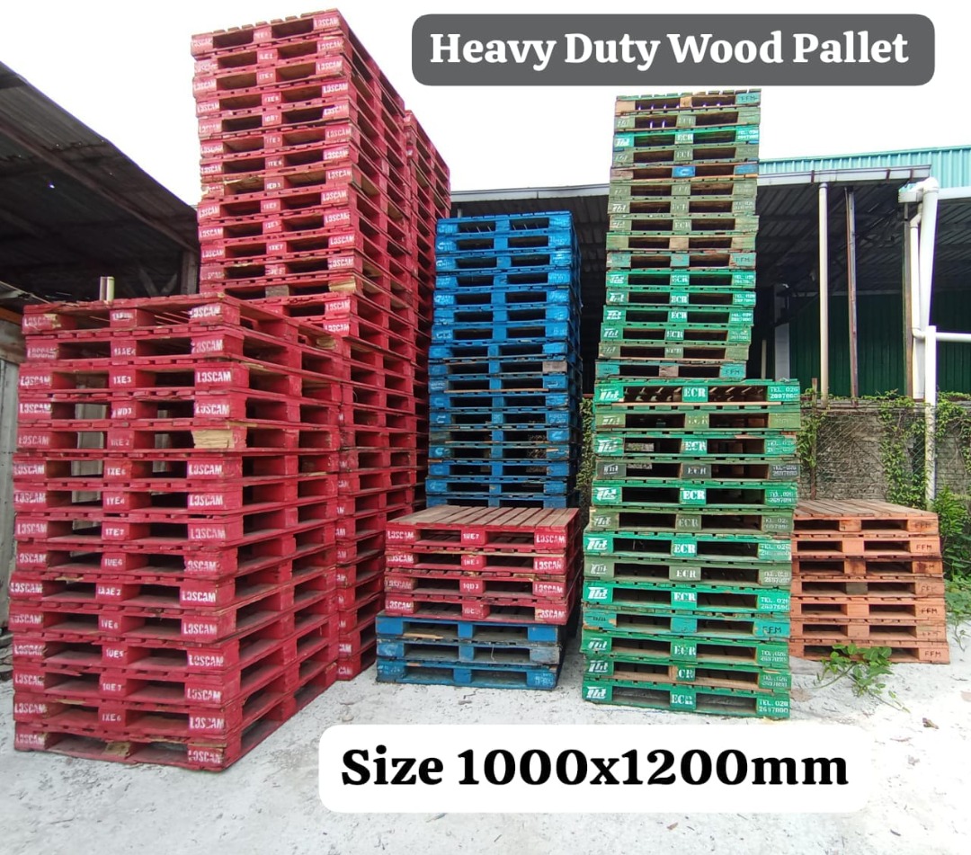 (100X120cm) heavy duty wood pallet, Furniture & Home Living, Outdoor ...
