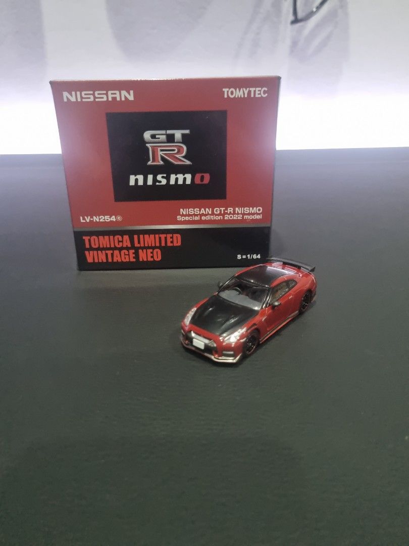 1/64 Tomica Nissan GT-R R35 Nismo 2022, Hobbies & Toys, Toys & Games on Carousell