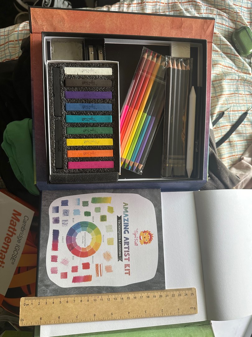 Amazing artist kit by tiger tribe, Hobbies & Toys, Stationery & Craft ...